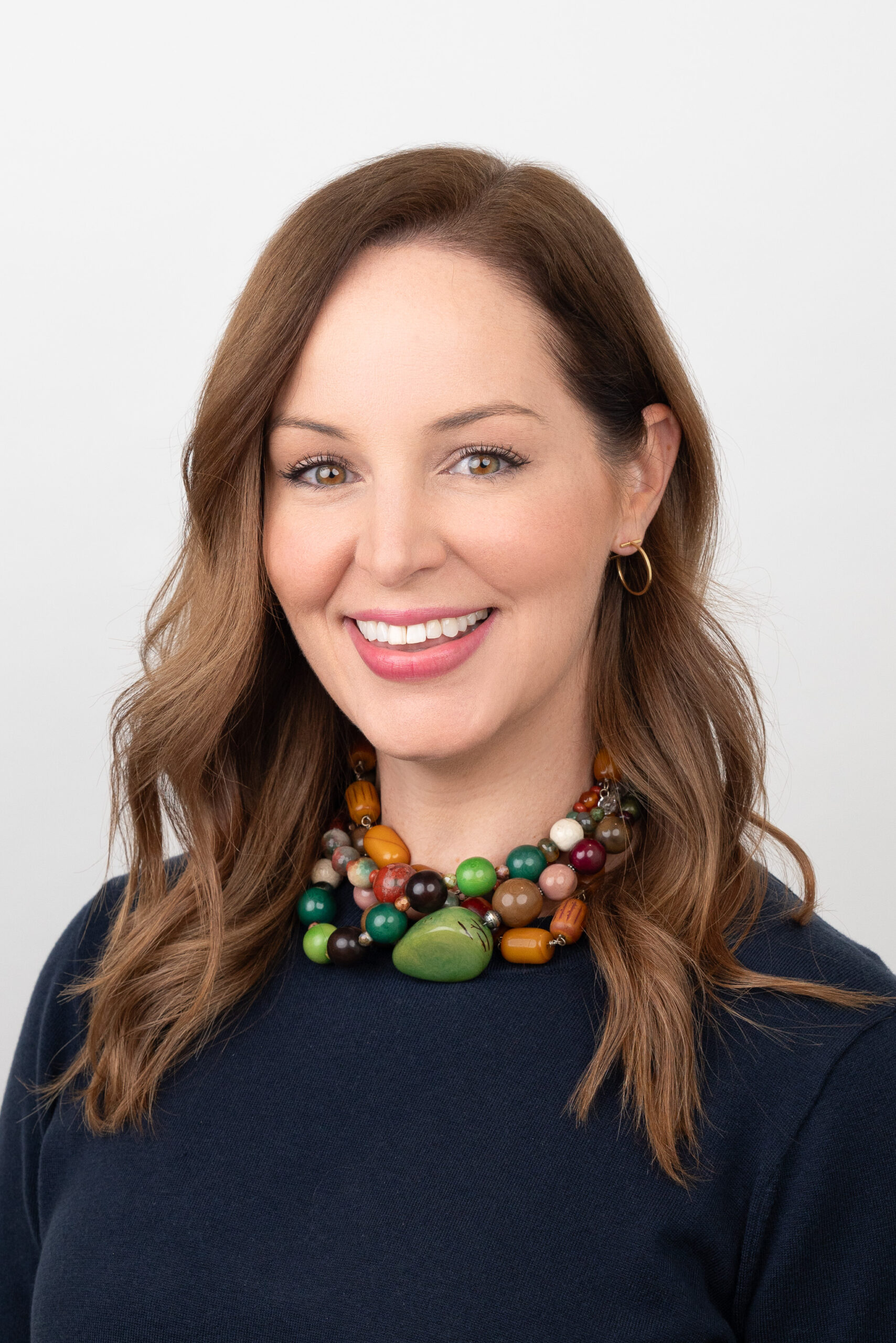 Sarah Dooley headshot - Mompowerment
